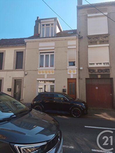 Maison à vendre - Boulogne-sur-Mer - 6 pièces - 4 chambres