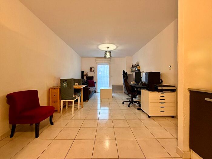 Appartement à vendre - Fleury-sur-Orne - 3 pièces - 2 chambres