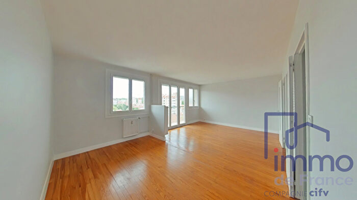 Appartement 3 pièces à vendre à Saint-Étienne, Saint-Roch, Vivaraize, Valbenoite, Centre Deux