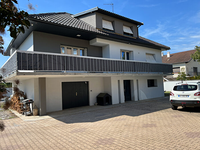 Maison à vendre - Crémieu - 8 pièces - 6 chambres