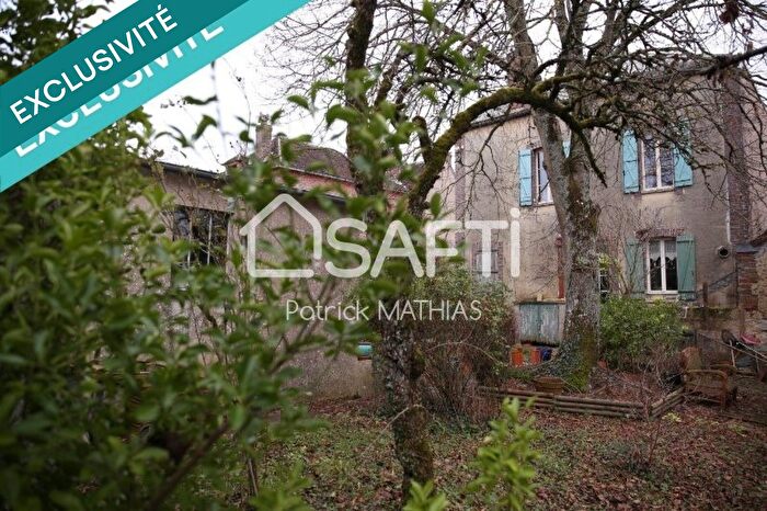 Maison 7 pièces à Chaumot, à vendre