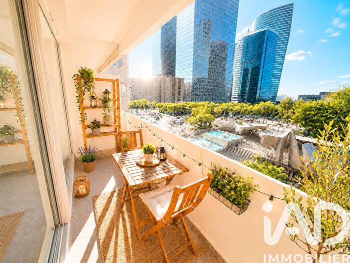 Appartement 3 pièces à vendre à Courbevoie, Gambetta, La Défense