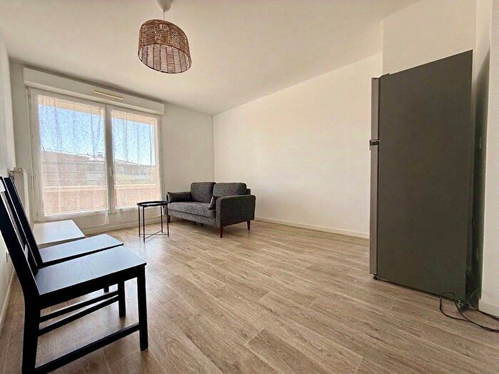 Centre Est, Lieusaint - Appartement 2 pièces à louer