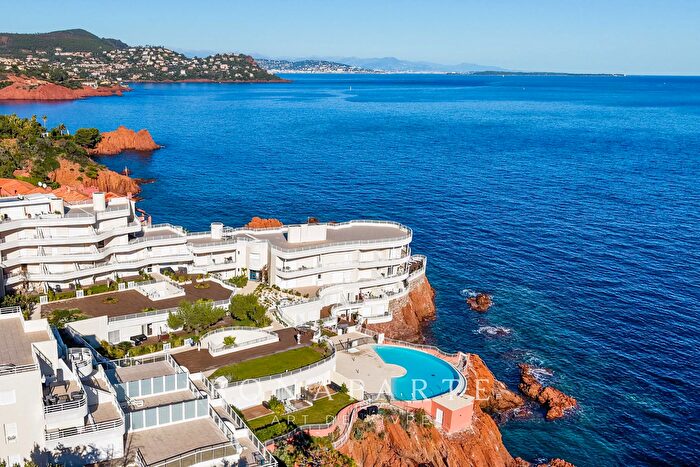 Appartement à vendre - Saint-Raphaël, Veyssières - 2 pièces - 1 chambre