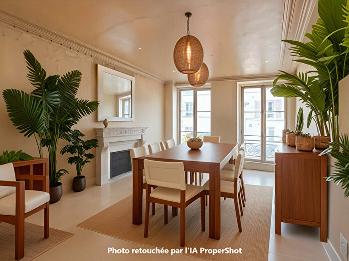 Appartement à vendre - Paris e , Clichy, Trinité - 5 pièces - 3 chambres