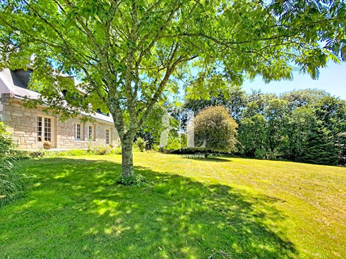Cléguer : Maison 5 pièces à vendre