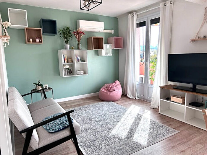 Appartement à louer - Marseille e , Bonneveine - 3 pièces - 2 chambres