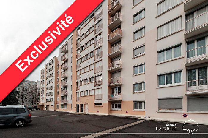 Appartement à vendre - Vichy, Les Ailes, Port de Charmeil - 4 pièces - 2 chambres