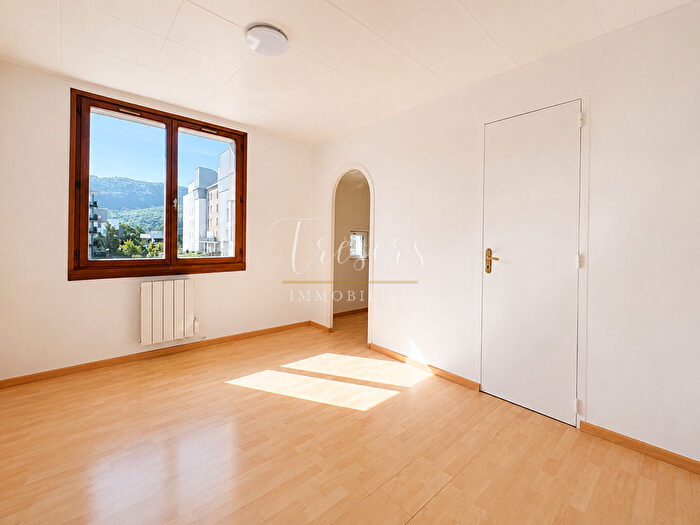Seynod, Centre-ville - Appartement 4 pièces à vendre