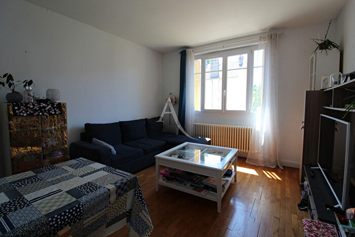 Appartement à louer - Dijon, Chartreuse - 3 pièces - 2 chambres