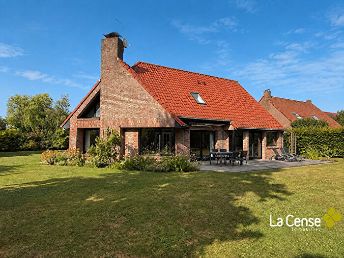 Genech : Maison 9 pièces à vendre