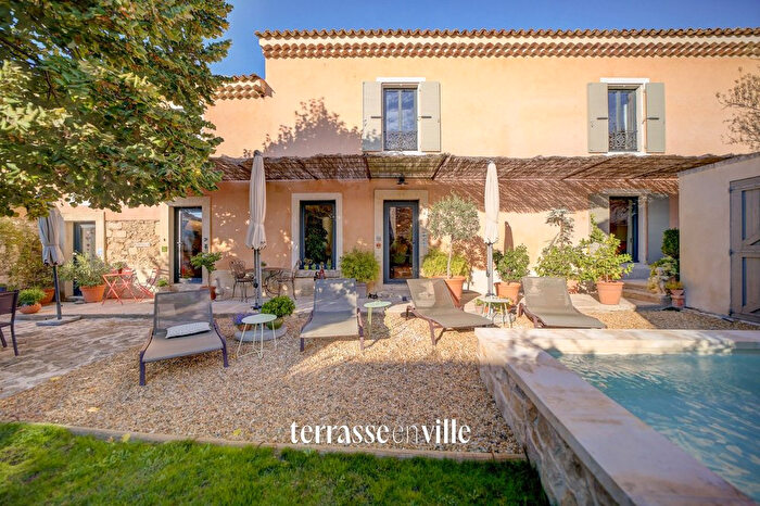 Maison à vendre - Oppède - 6 pièces - 5 chambres