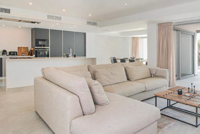 Maison à vendre - Aix-en-Provence, Centre-ville - 5 pièces - 4 chambres