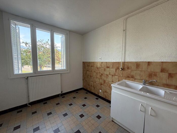 Appartement 2 pièces à louer à Saint-Martin-d'Hères, Croizat