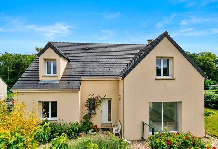 Maison 6 pièces à Chartres, Rechèvres, à vendre