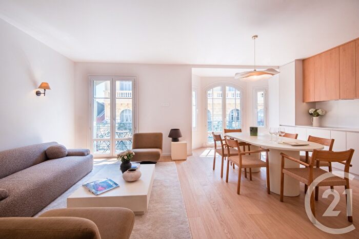 Appartement 3 pièces à vendre à Nice, Carré d'or
