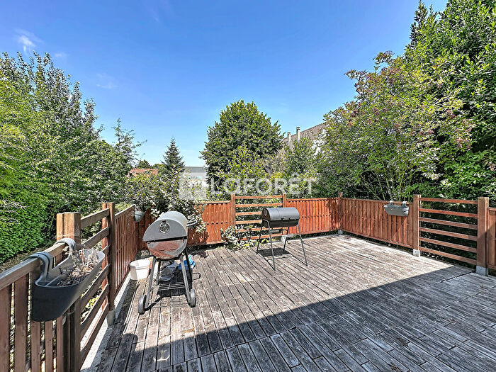 Maison 5 pièces à vendre à Montfermeil, Franceville
