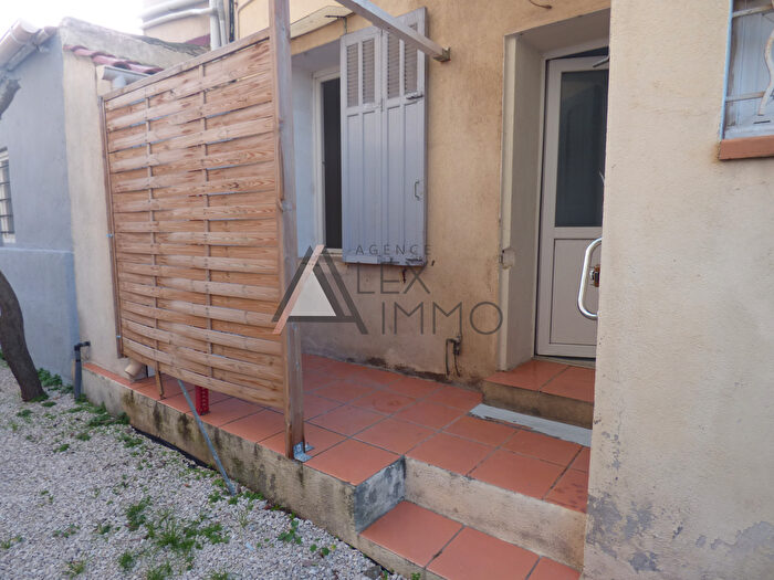 Appartement à louer - Marseille e , Montolivet - 2 pièces - 1 chambre