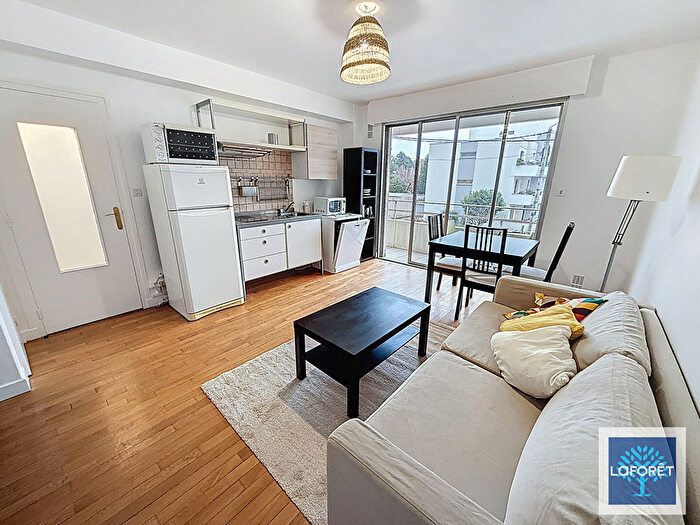 Appartement à louer - Dijon, Montchapet - 2 pièces - 1 chambre