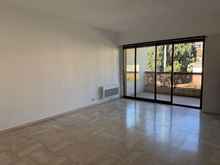 Appartement à louer - Le Cannet - 1 pièce