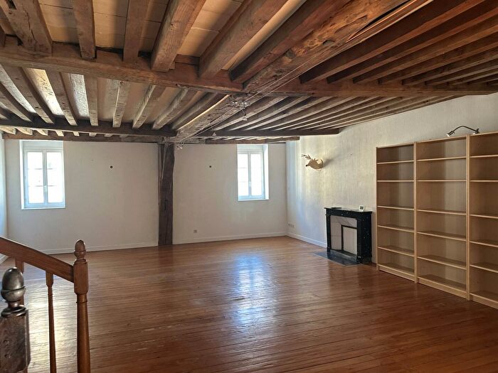 Appartement à louer - Dijon - 6 pièces - 3 chambres