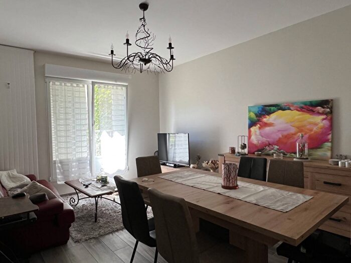 Appartement à louer - Sens - 3 pièces - 2 chambres