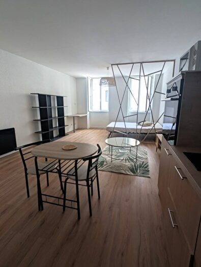 Centre Ville, Valence : Appartement 1 pièce à louer