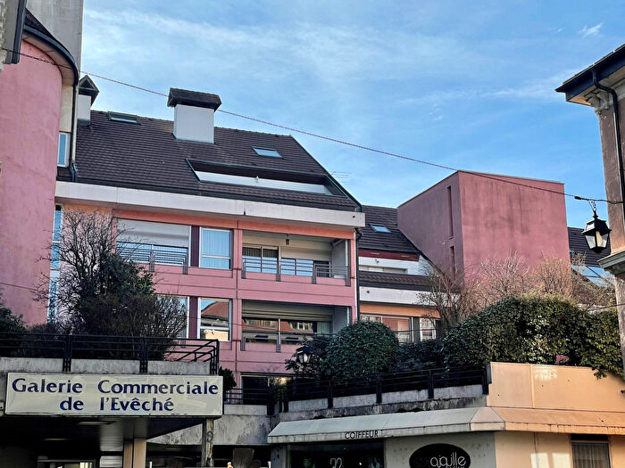 Annecy, Centre-ville, Vieille ville, Marquisats - Appartement 2 pièces à vendre