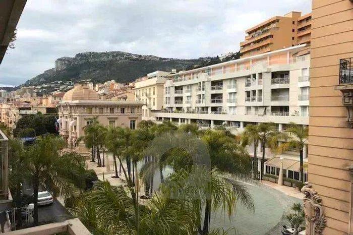 Appartement 1 pièce à louer à Supérieur, Beausoleil