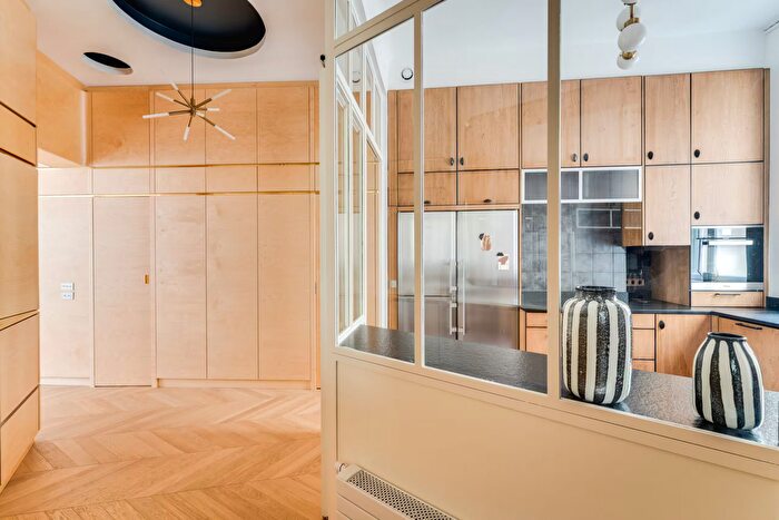 Paris 2ème - Appartement 3 pièces à vendre