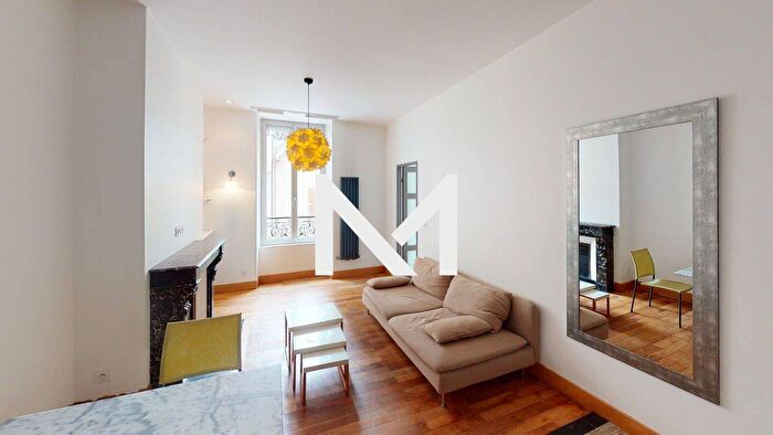 Appartement à louer - Championnet-Caserne de Bonne, Grenoble - 3 pièces - 2 chambres