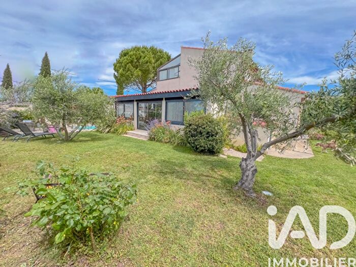 Maison à vendre - Pourrières - 9 pièces - 5 chambres