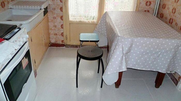 Appartement à louer - Championnet-Caserne de Bonne, Grenoble - 3 pièces - 2 chambres