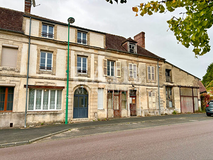 Maison à vendre - Le Bourg-Saint-Léonard - 5 pièces - 3 chambres
