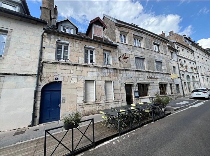 Besançon, Boucle, Chapelle des Buis : Appartement 1 pièce à louer