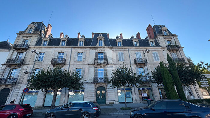 Appartement à vendre - Dole, Vieille ville, Petite Venise - 7 pièces - 5 chambres