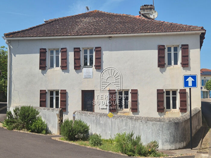 Maison 5 pièces à Urgons, à vendre
