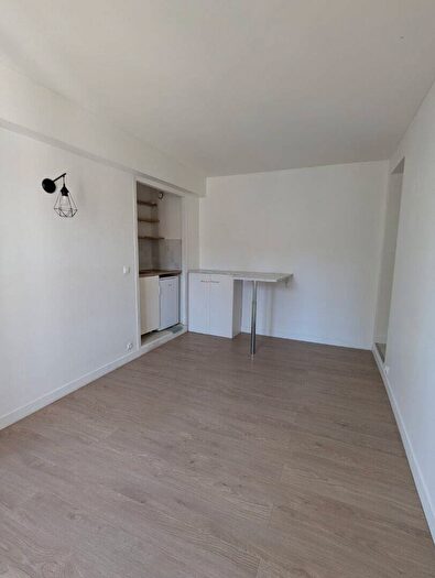 Appartement à louer - Saint Gervais, Paris ème arrondissement - 2 pièces - 1 chambre