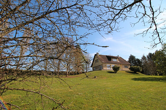 Coulombs : Maison 8 pièces à vendre
