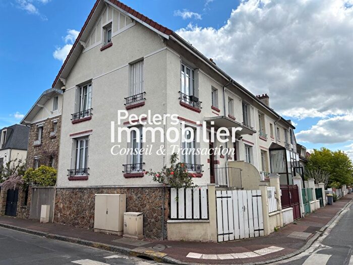 Rueil-Malmaison, Martinets : Appartement 5 pièces à vendre