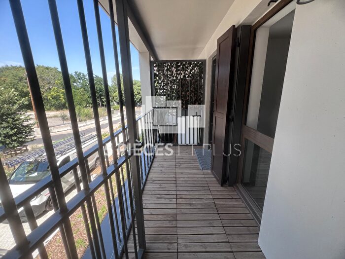 Nanterre, Parc Nord : Appartement 2 pièces à louer