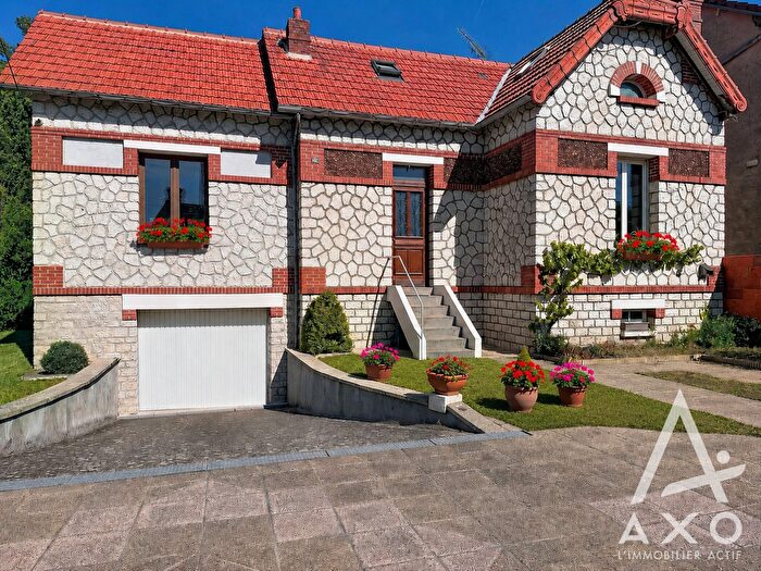 Châlette-sur-Loing, Le Bourg, Le Lancy : Maison 7 pièces à vendre