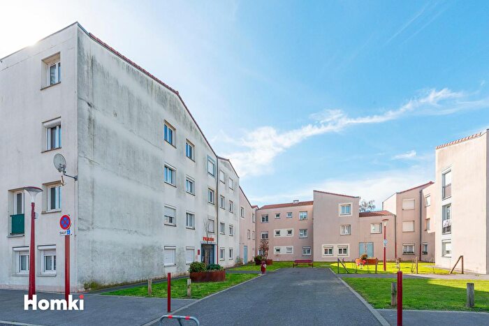 Appartement à vendre - Petite-Forêt - 3 pièces - 2 chambres