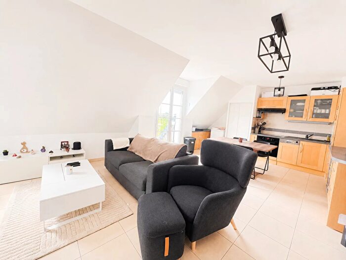 Tournan-en-Brie : Appartement 3 pièces à vendre