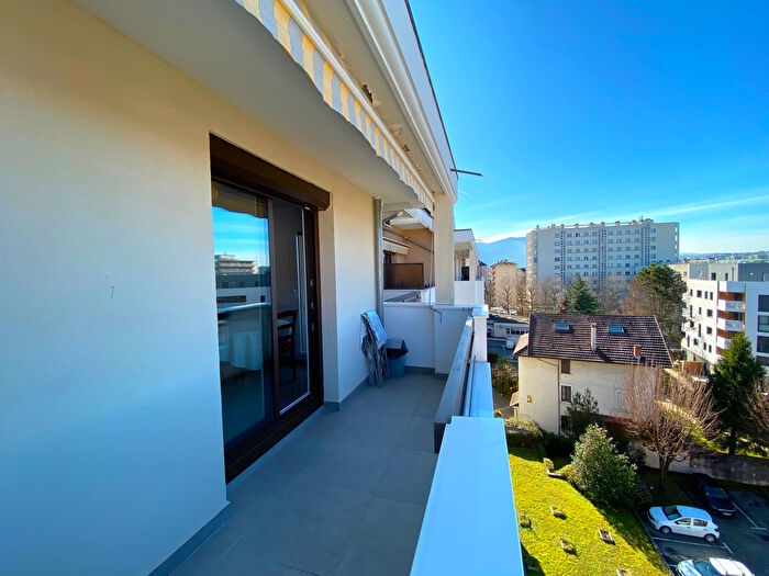 Appartement à vendre - Annecy, Parc des Sports, Fier - 3 pièces - 2 chambres