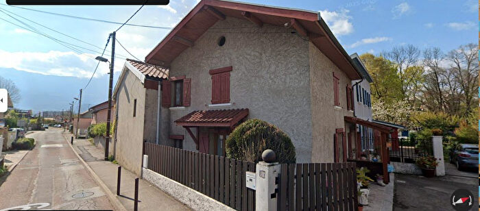 Maison à vendre - Échirolles, Village, La Commanderie - 4 pièces - 2 chambres