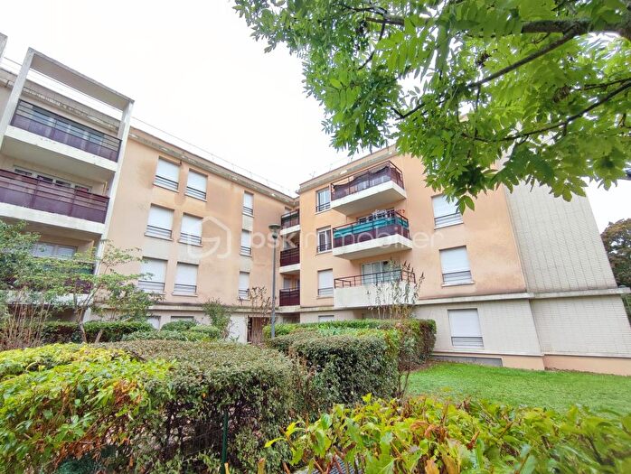 Appartement à vendre - Vigneux-sur-Seine, Croix-Blanche - 2 pièces - 1 chambre