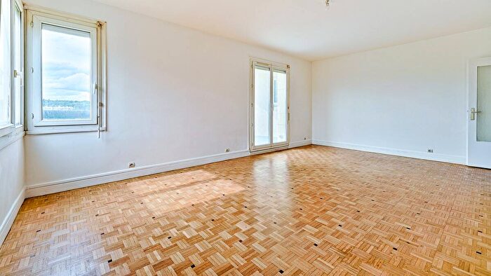 Appartement à louer - La Ronce, Ville-dAvray - 3 pièces - 2 chambres