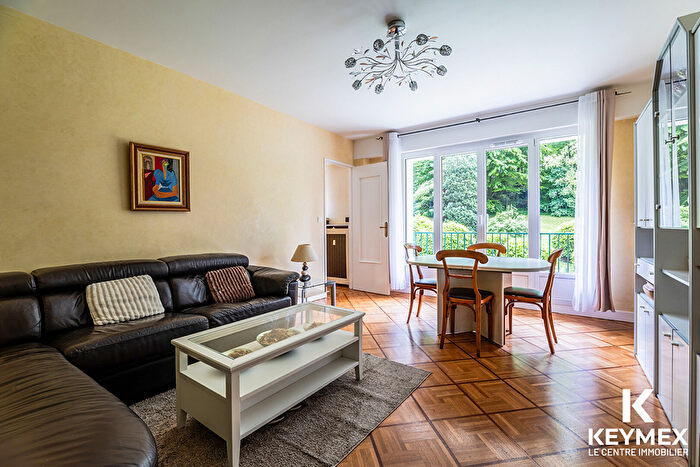 Appartement 4 pièces à vendre à Issy-les-Moulineaux, Les Iles, La Ferme