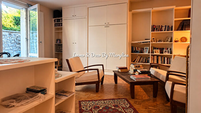 Saint-Maurice, Gravelle, Hôpital - Appartement 1 pièce à vendre